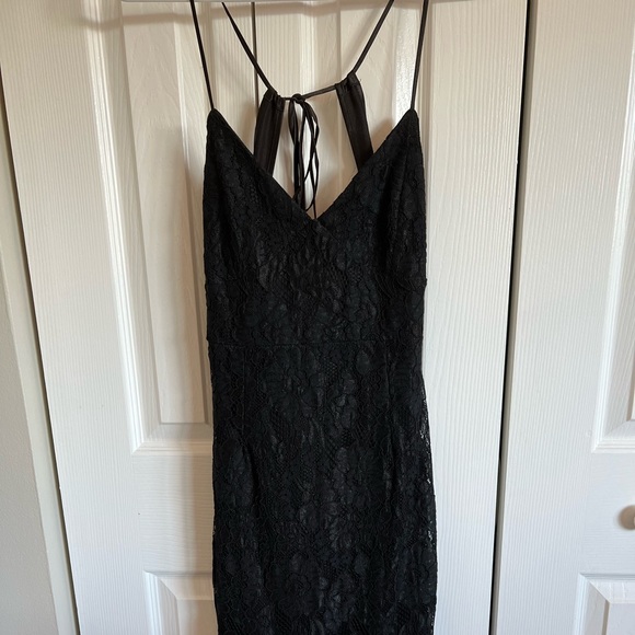 Lulus | Dresses | Lulus S Extraordinary Love Black Lace Midi Dress ...